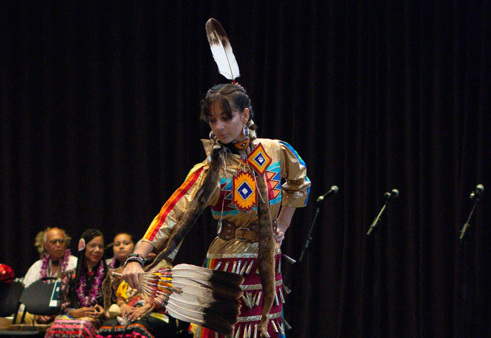 Shae LeBeau: Smoke Dance and Side Step - Jacob’s Pillow Dance Interactive
